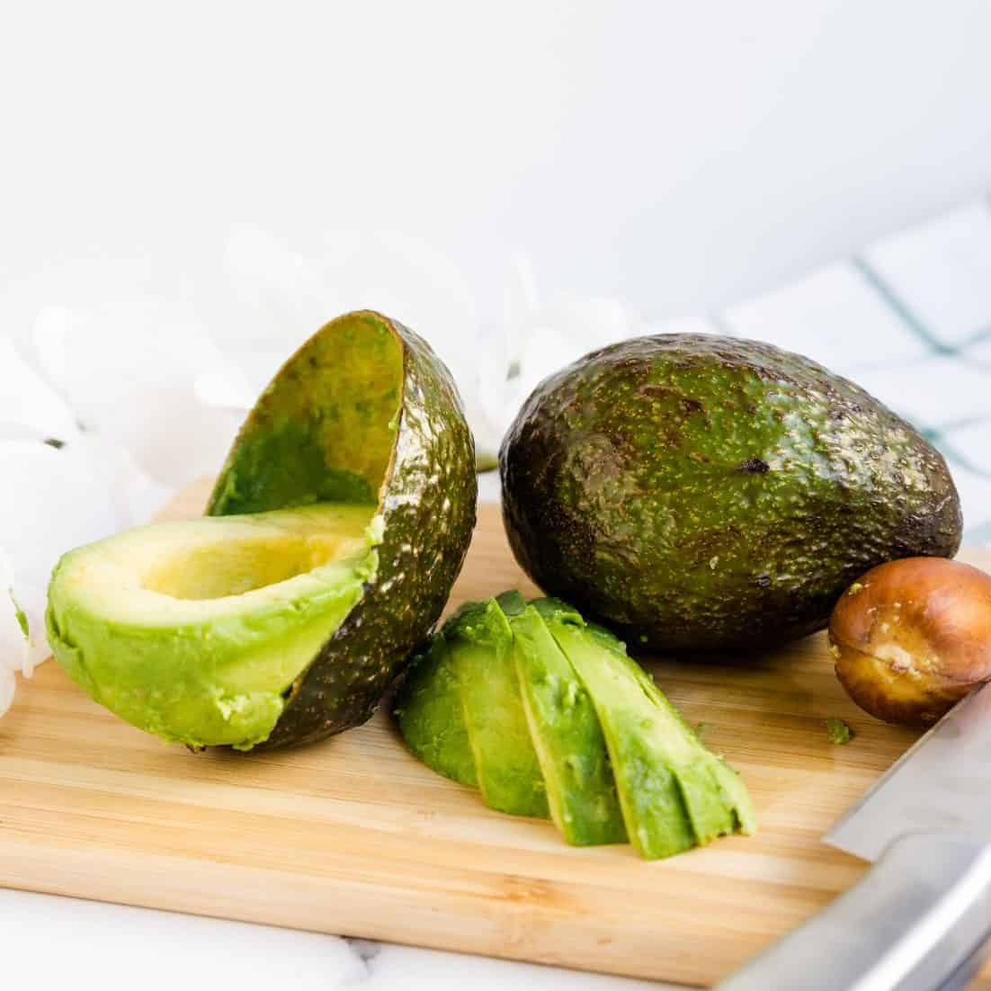 How To Cut Avocado | 1 Minute