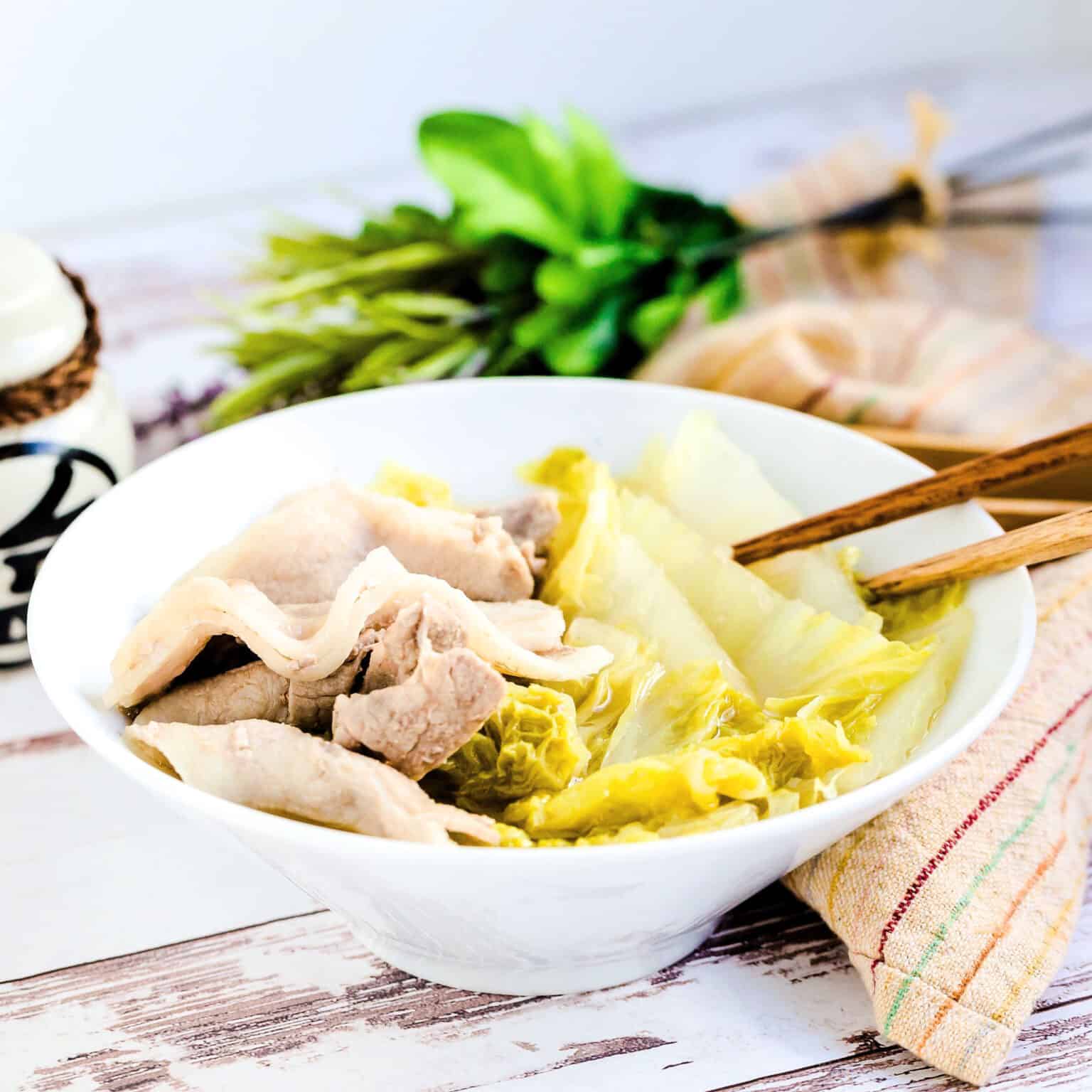 Japanese Napa Cabbage Soup | 15 Minutes