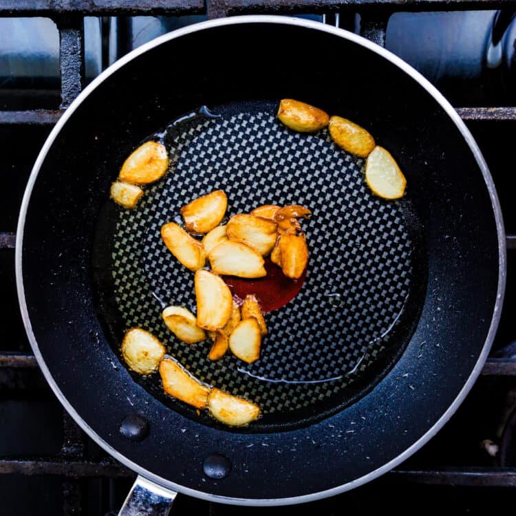 Fried Garlic Chips | 3 Minutes