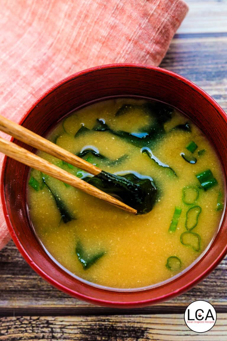 Seaweed Wakame Miso Soup | 4 Minutes